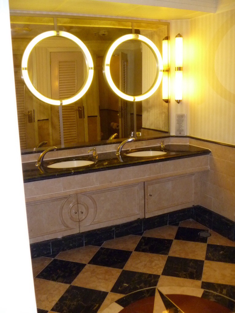 Themed public bathrooms on the Disney Wonder – 14 Weeks Worth of Socks